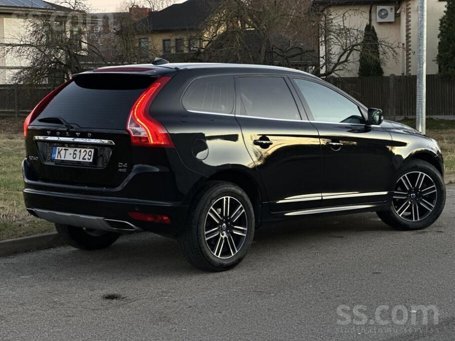 Black Volvo XC60 2017 in Riga, with an engine capacity of 2.40 L and mileage of 208 thousand km for 17100 €, photo 30 on AUTOMOTO.COM.LV