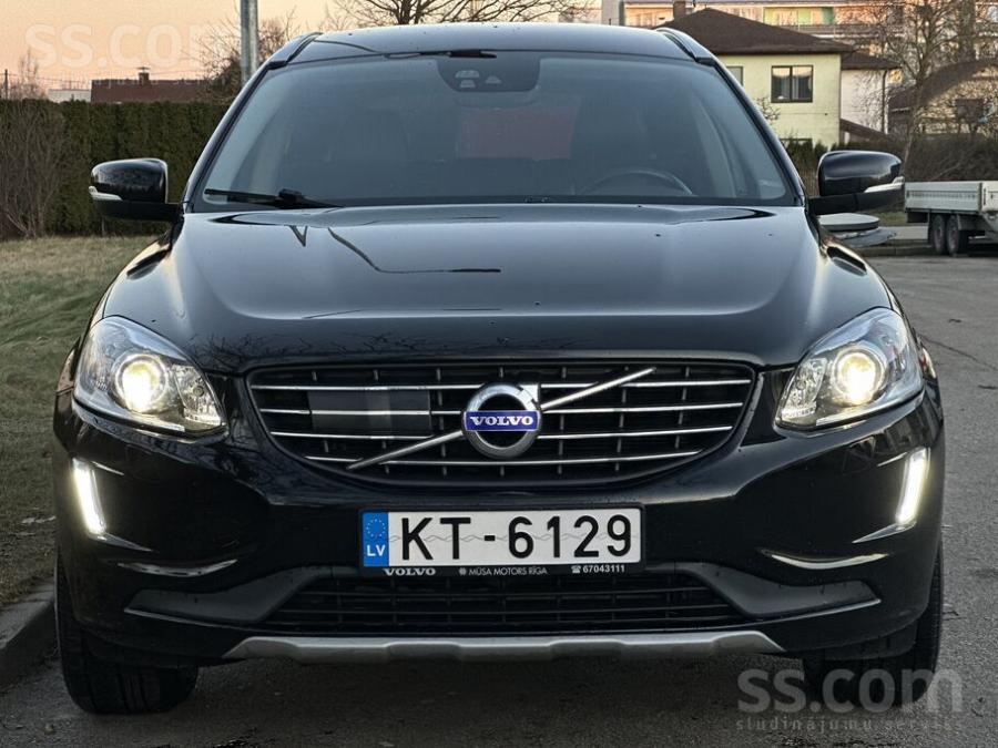 Black Volvo XC60 2017 in Riga, with an engine capacity of 2.40 L and mileage of 208 thousand km for 17100 €, photo 31 on AUTOMOTO.COM.LV
