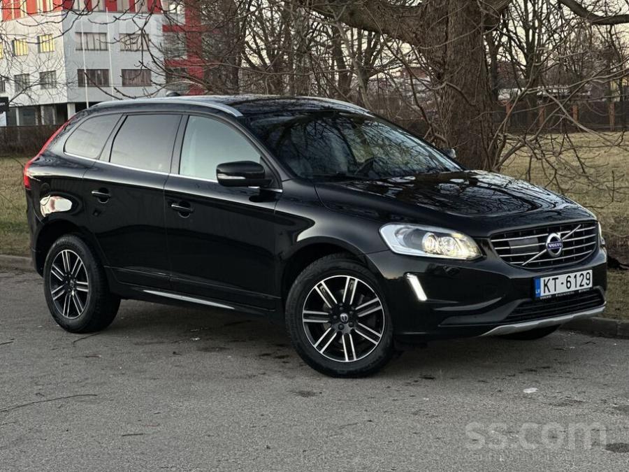 Black Volvo XC60 2017 in Riga, with an engine capacity of 2.40 L and mileage of 208 thousand km for 17100 €, photo 33 on AUTOMOTO.COM.LV