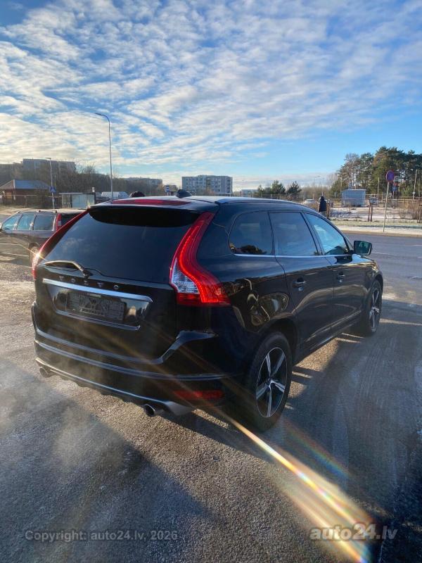Melns Volvo XC60 2017 Tallina, ar dzinēja tilpumu 2.40 L un nobraukumu 146 tūkst. km par 19999 €, foto 6 vietnē AUTOMOTO.COM.LV
