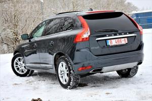 Black Volvo XC60 2017 in Riga, with an engine capacity of 2.40 L and mileage of 252 thousand km for 16200 €, photo 5 on AUTOMOTO.COM.LV