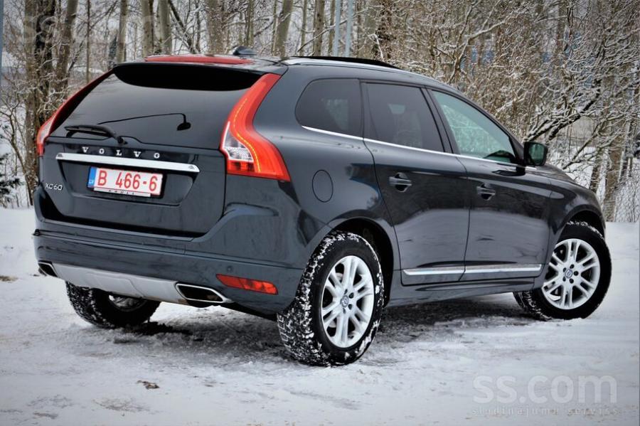 Black Volvo XC60 2017 in Riga, with an engine capacity of 2.40 L and mileage of 252 thousand km for 16200 €, photo 6 on AUTOMOTO.COM.LV