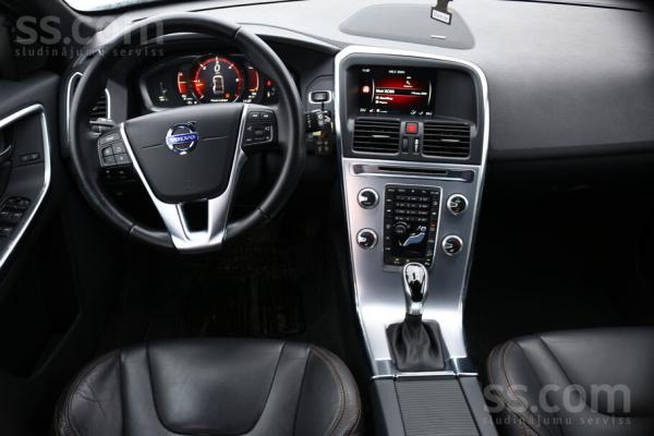 Melns Volvo XC60 2017 Rīga, ar dzinēja tilpumu 2.40 L un nobraukumu 252 tūkst. km par 16200 €, foto 9 vietnē AUTOMOTO.COM.LV