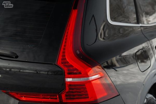 Melns Volvo XC60 2017 Viļņa, ar dzinēja tilpumu 2.00 L un nobraukumu 293 tūkst. km par 19500 €, foto 4 vietnē AUTOMOTO.COM.LV