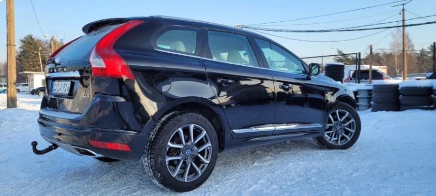 Black Volvo XC60 2017 in Riga, with an engine capacity of 2.00 L and mileage of 219 thousand km for 15900 €, photo 6 on AUTOMOTO.COM.LV