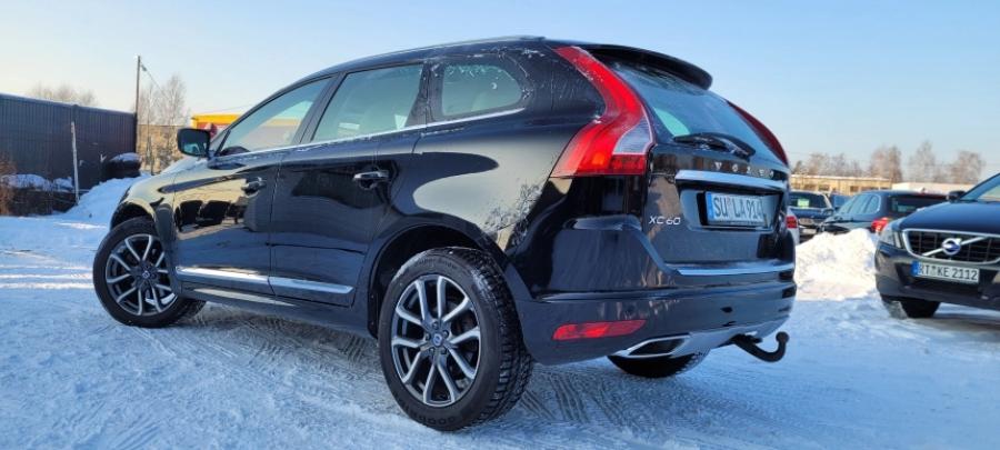 Black Volvo XC60 2017 in Riga, with an engine capacity of 2.00 L and mileage of 219 thousand km for 15900 €, photo 7 on AUTOMOTO.COM.LV