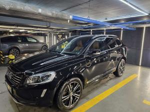Black Volvo XC60 2017 in Klaipeda, with an engine capacity of 1.97 L and mileage of 171 thousand km for 17900 €, photo 2 on AUTOMOTO.COM.LV