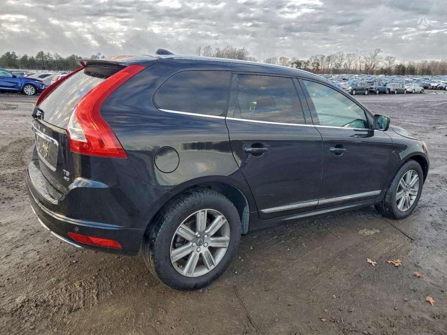 Black Volvo XC60 2017 in Klaipeda, with an engine capacity of 1.97 L and mileage of 184 thousand km for 7700 €, photo 4 on AUTOMOTO.COM.LV