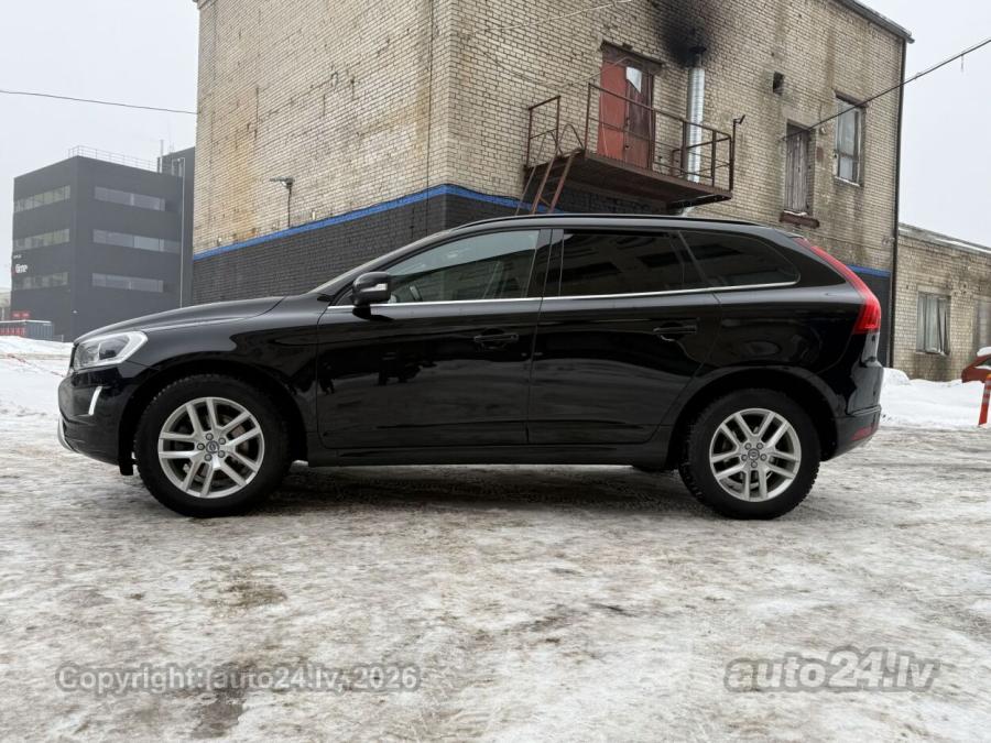 Melns Volvo XC60 2017 Tallina, ar dzinēja tilpumu 2.40 L un nobraukumu 230 tūkst. km par 17600 €, foto 6 vietnē AUTOMOTO.COM.LV
