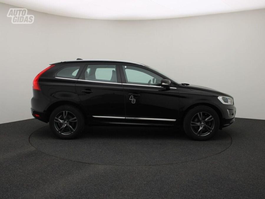 Melns Volvo XC60 2017 Viļņa, ar dzinēja tilpumu 2.00 L un nobraukumu 247 tūkst. km par 15899 €, foto 9 vietnē AUTOMOTO.COM.LV