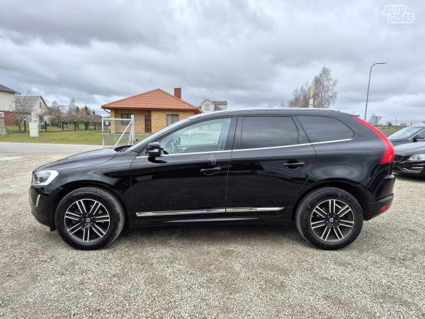 Black Volvo XC60 2017 in Vilnius, with an engine capacity of 2.00 L and mileage of 184 thousand km for 14350 €, photo 4 on AUTOMOTO.COM.LV