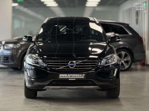 Black Volvo XC60 2017 in Klaipeda, with an engine capacity of 2.00 L and mileage of 239 thousand km for 14900 €, photo 3 on AUTOMOTO.COM.LV