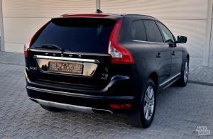 Black Volvo XC60 2017 in Klaipeda, with an engine capacity of 2.00 L and mileage of 184 thousand km for 12999 €, photo 8 on AUTOMOTO.COM.LV