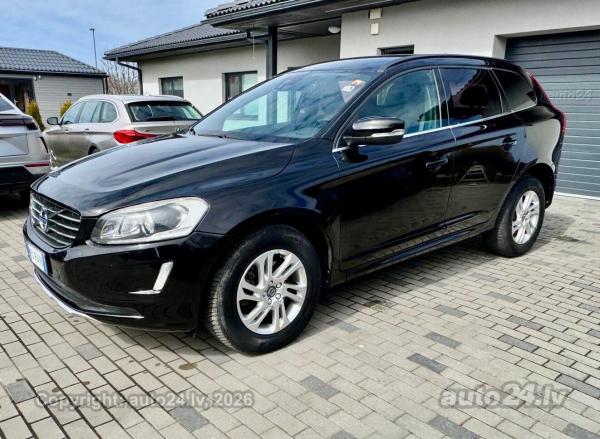 Black Volvo XC60 2017 in Tallinn, with an engine capacity of 2.40 L and mileage of 257 thousand km for 11990 €, photo 3 on AUTOMOTO.COM.LV