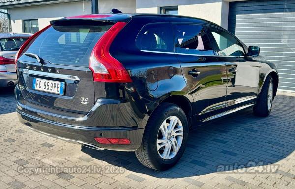 Black Volvo XC60 2017 in Tallinn, with an engine capacity of 2.40 L and mileage of 257 thousand km for 11990 €, photo 7 on AUTOMOTO.COM.LV