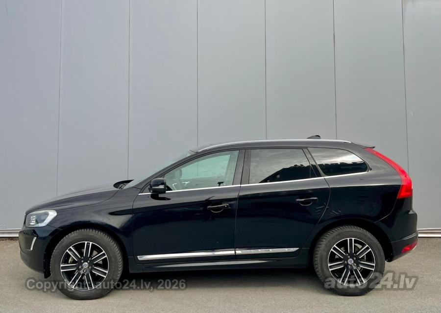 Melns Volvo XC60 2017 Tallina, ar dzinēja tilpumu 2.40 L un nobraukumu 0 tūkst. km par 15999 €, foto 3 vietnē AUTOMOTO.COM.LV