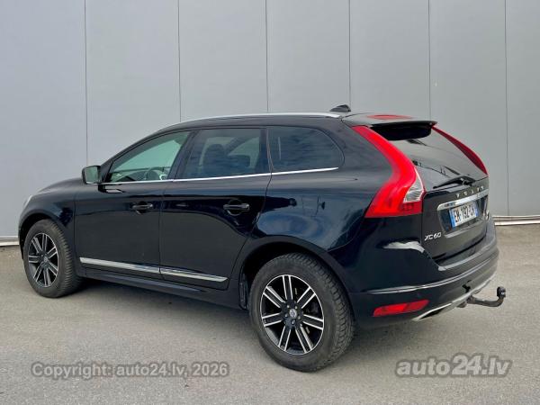 Melns Volvo XC60 2017 Tallina, ar dzinēja tilpumu 2.40 L un nobraukumu 0 tūkst. km par 15999 €, foto 3 vietnē AUTOMOTO.COM.LV