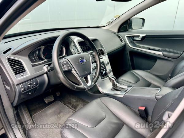 Melns Volvo XC60 2017 Tallina, ar dzinēja tilpumu 2.40 L un nobraukumu 0 tūkst. km par 15999 €, foto 9 vietnē AUTOMOTO.COM.LV