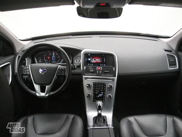 Black Volvo XC60 2017 in Vilnius, with an engine capacity of 2.00 L and mileage of 207 thousand km for 16899 €, photo 2 on AUTOMOTO.COM.LV