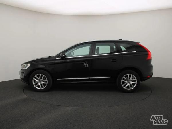 Black Volvo XC60 2017 in Vilnius, with an engine capacity of 2.00 L and mileage of 207 thousand km for 16899 €, photo 6 on AUTOMOTO.COM.LV