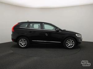 Black Volvo XC60 2017 in Vilnius, with an engine capacity of 2.00 L and mileage of 207 thousand km for 16899 €, photo 9 on AUTOMOTO.COM.LV