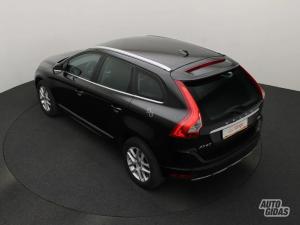 Black Volvo XC60 2017 in Vilnius, with an engine capacity of 2.00 L and mileage of 207 thousand km for 16899 €, photo 12 on AUTOMOTO.COM.LV