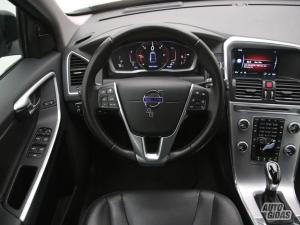 Black Volvo XC60 2017 in Vilnius, with an engine capacity of 2.00 L and mileage of 207 thousand km for 16899 €, photo 17 on AUTOMOTO.COM.LV