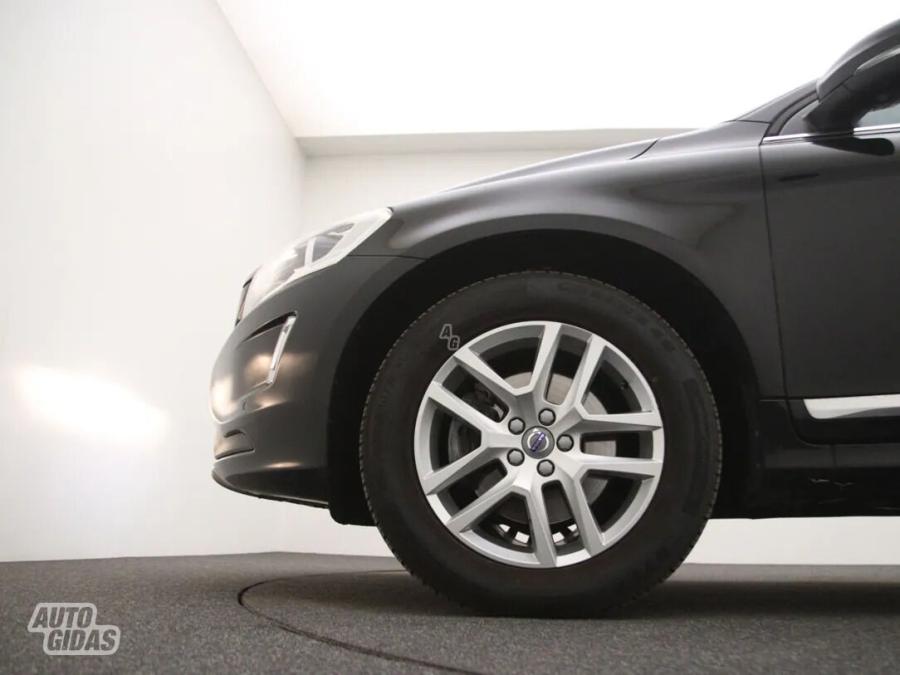 Black Volvo XC60 2017 in Vilnius, with an engine capacity of 2.00 L and mileage of 207 thousand km for 16899 €, photo 27 on AUTOMOTO.COM.LV
