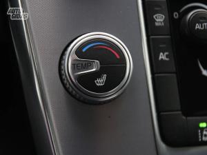 Black Volvo XC60 2017 in Vilnius, with an engine capacity of 2.00 L and mileage of 207 thousand km for 16899 €, photo 28 on AUTOMOTO.COM.LV