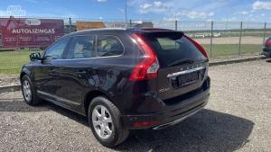 Black Volvo XC60 2017 in Marijampole, with an engine capacity of 2.40 L and mileage of 280 thousand km for 14990 €, photo 5 on AUTOMOTO.COM.LV