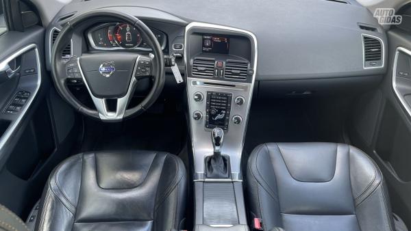 Melns Volvo XC60 2017 Marijampole, ar dzinēja tilpumu 2.40 L un nobraukumu 280 tūkst. km par 14990 €, foto 8 vietnē AUTOMOTO.COM.LV