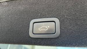Black Volvo XC60 2017 in Marijampole, with an engine capacity of 2.40 L and mileage of 280 thousand km for 14990 €, photo 15 on AUTOMOTO.COM.LV