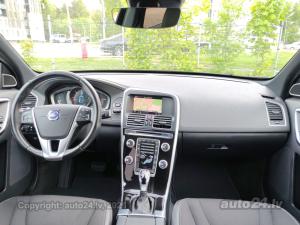 Black Volvo XC60 2017 in Tallinn, with an engine capacity of 2.40 L and mileage of 170 thousand km for 15999 €, photo 15 on AUTOMOTO.COM.LV