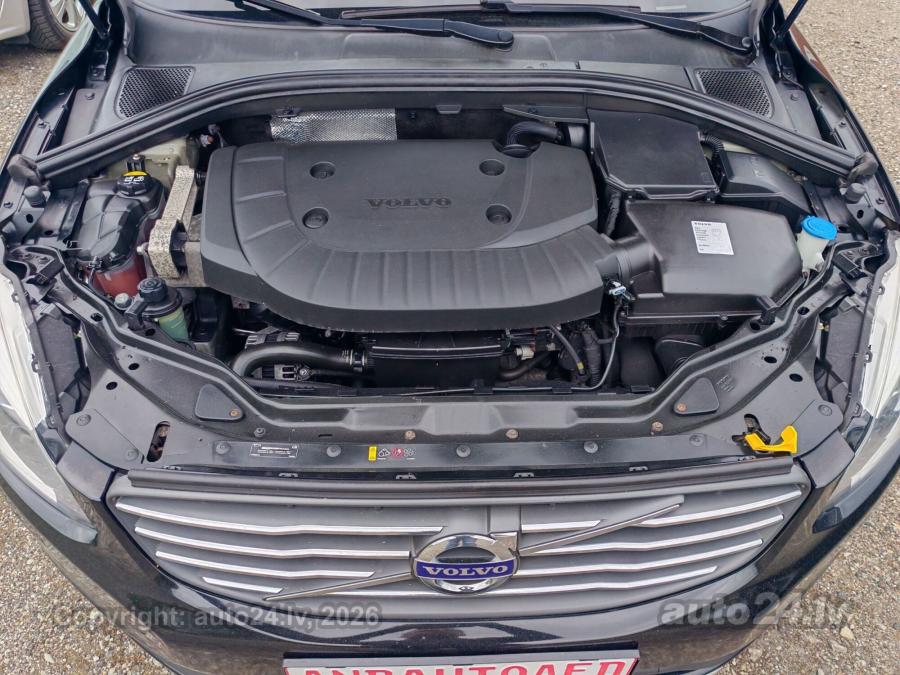 Black Volvo XC60 2017 in Tallinn, with an engine capacity of 2.40 L and mileage of 170 thousand km for 15999 €, photo 16 on AUTOMOTO.COM.LV