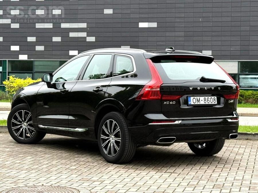 Melns Volvo XC60 2017 Jelgava, ar dzinēja tilpumu 2.00 L un nobraukumu 0 tūkst. km par 19700 €, foto 13 vietnē AUTOMOTO.COM.LV
