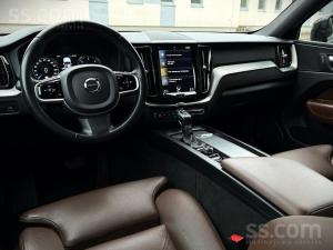 Melns Volvo XC60 2017 Jelgava, ar dzinēja tilpumu 2.00 L un nobraukumu 0 tūkst. km par 19700 €, foto 19 vietnē AUTOMOTO.COM.LV