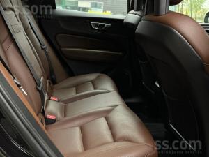 Melns Volvo XC60 2017 Jelgava, ar dzinēja tilpumu 2.00 L un nobraukumu 0 tūkst. km par 19700 €, foto 21 vietnē AUTOMOTO.COM.LV