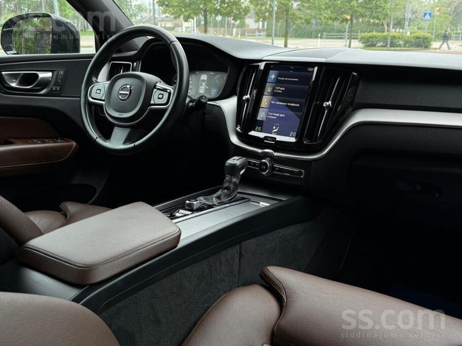 Melns Volvo XC60 2017 Jelgava, ar dzinēja tilpumu 2.00 L un nobraukumu 0 tūkst. km par 19700 €, foto 22 vietnē AUTOMOTO.COM.LV