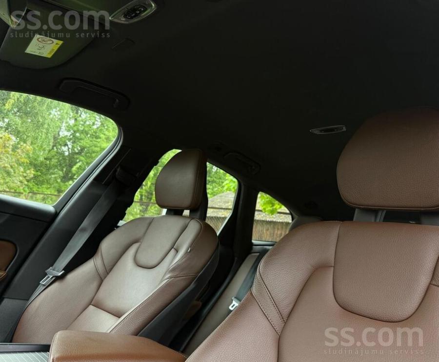 Melns Volvo XC60 2017 Jelgava, ar dzinēja tilpumu 2.00 L un nobraukumu 0 tūkst. km par 19700 €, foto 24 vietnē AUTOMOTO.COM.LV