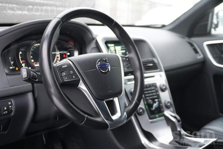 Melns Volvo XC60 2017 Rīga, ar dzinēja tilpumu 2.00 L un nobraukumu 272 tūkst. km par 12890 €, foto 7 vietnē AUTOMOTO.COM.LV