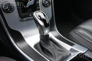Melns Volvo XC60 2017 Rīga, ar dzinēja tilpumu 2.00 L un nobraukumu 272 tūkst. km par 12890 €, foto 12 vietnē AUTOMOTO.COM.LV