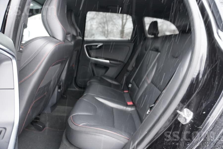 Melns Volvo XC60 2017 Rīga, ar dzinēja tilpumu 2.00 L un nobraukumu 272 tūkst. km par 12890 €, foto 16 vietnē AUTOMOTO.COM.LV