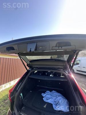 Melns Volvo XC60 2017 Daugavpils, ar dzinēja tilpumu 2.00 L un nobraukumu 157 tūkst. km par 21200 €, foto 9 vietnē AUTOMOTO.COM.LV