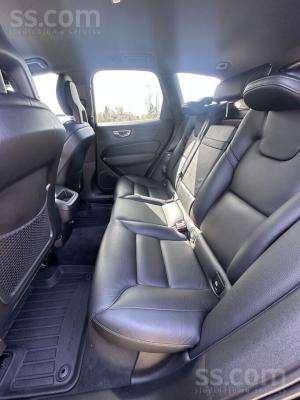 Melns Volvo XC60 2017 Daugavpils, ar dzinēja tilpumu 2.00 L un nobraukumu 157 tūkst. km par 21200 €, foto 12 vietnē AUTOMOTO.COM.LV