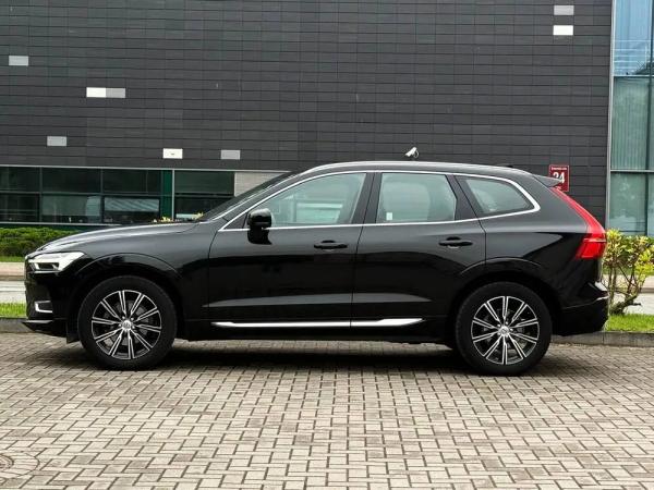Melns Volvo XC60 2017 Jelgava, ar dzinēja tilpumu 2.00 L un nobraukumu 213 tūkst. km par 19900 €, foto 8 vietnē AUTOMOTO.COM.LV
