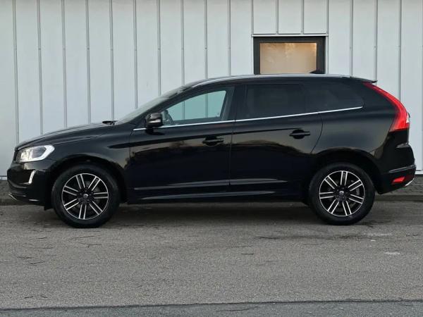 Black Volvo XC60 2017 in Riga, with an engine capacity of 2.40 L and mileage of 208 thousand km for 14500 €, photo 2 on AUTOMOTO.COM.LV