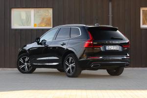 Black Volvo XC60 2017 in Jelgava, with an engine capacity of 2.00 L and mileage of 220 thousand km for 21700 €, photo 5 on AUTOMOTO.COM.LV