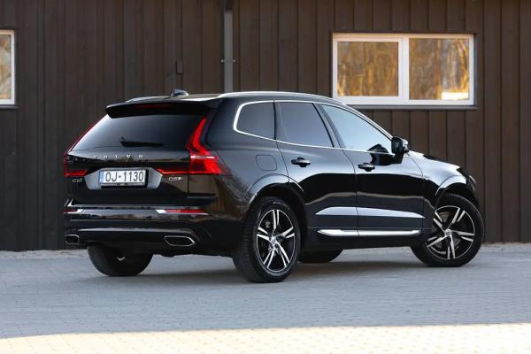 Melns Volvo XC60 2017 Jelgava, ar dzinēja tilpumu 2.00 L un nobraukumu 220 tūkst. km par 21700 €, foto 5 vietnē AUTOMOTO.COM.LV