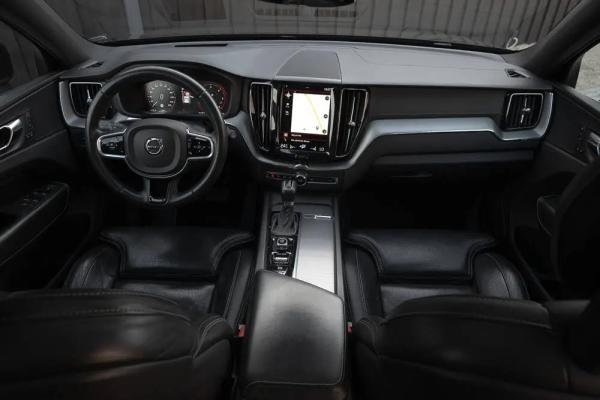 Melns Volvo XC60 2017 Jelgava, ar dzinēja tilpumu 2.00 L un nobraukumu 220 tūkst. km par 21700 €, foto 7 vietnē AUTOMOTO.COM.LV