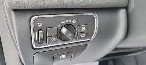 Black Volvo XC60 2017 in Riga, with an engine capacity of 2.00 L and mileage of 219 thousand km for 11500 €, photo 22 on AUTOMOTO.COM.LV